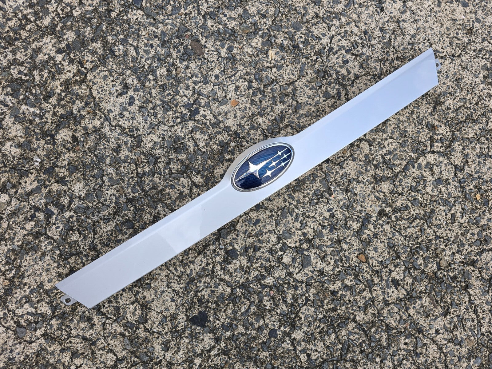 Genuine Subaru Impreza RS GH G3 WRX 2008 - 14 Rear Hatch Garnish Trim ...