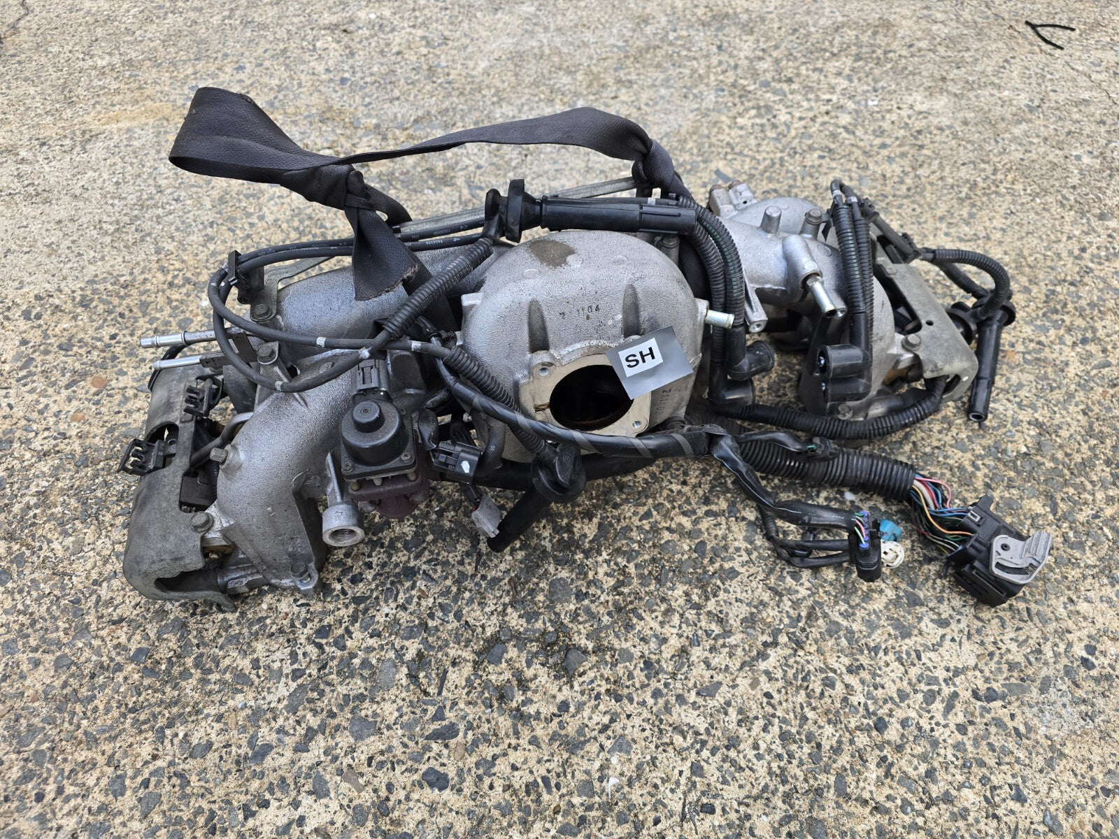 Subaru Forester SH EJ25 08 Factory Air Intake Inlet Manifold Throttle ...