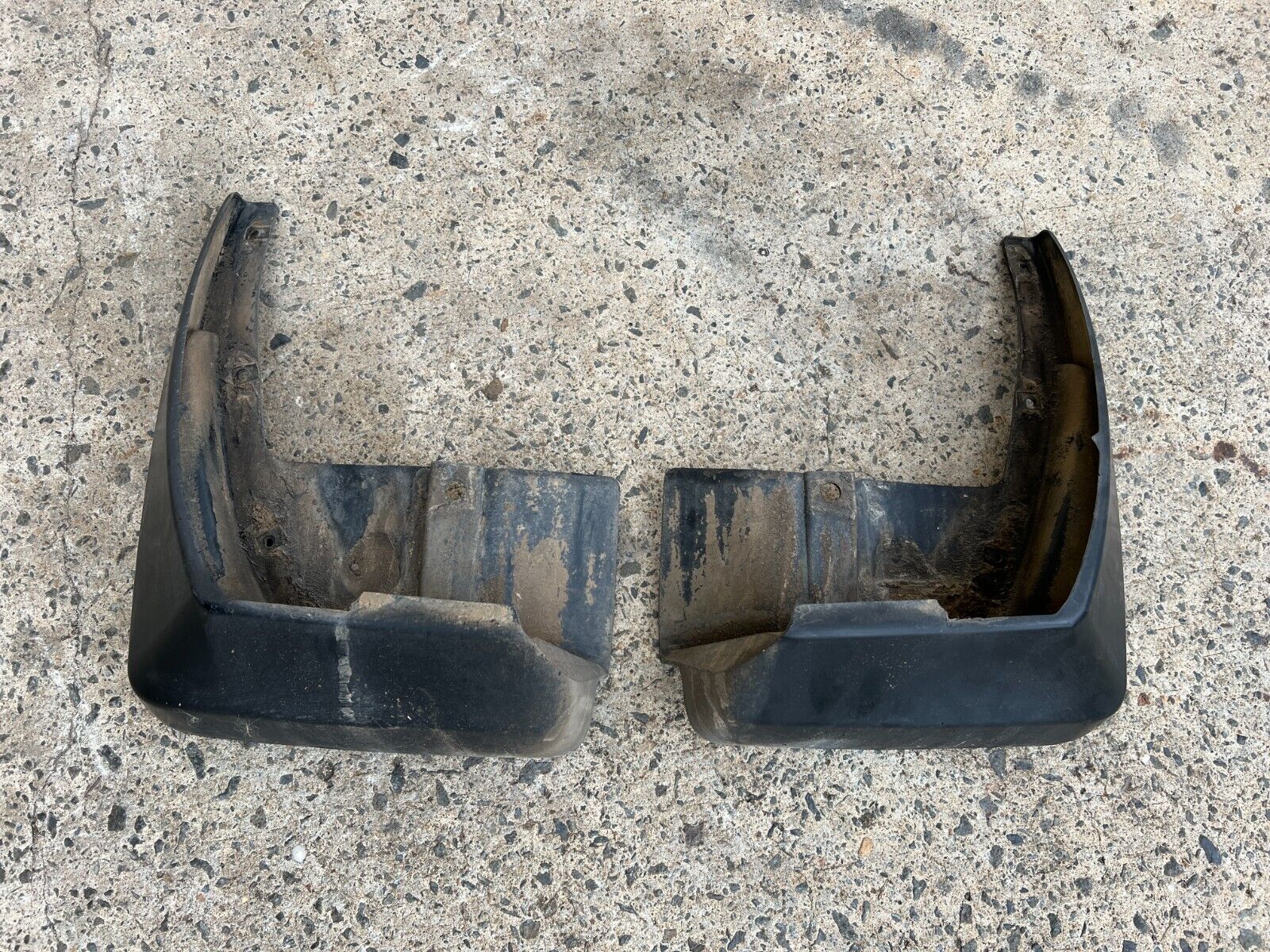Genuine Subaru Forester SH 08 - 12 Rear Bumper Bar Lower Mud Flaps Pai ...