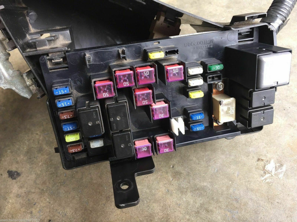 Subaru Outback Wagon Gen 4 03 06 Engine Bay Main Fuse Box Panel Fuses ...