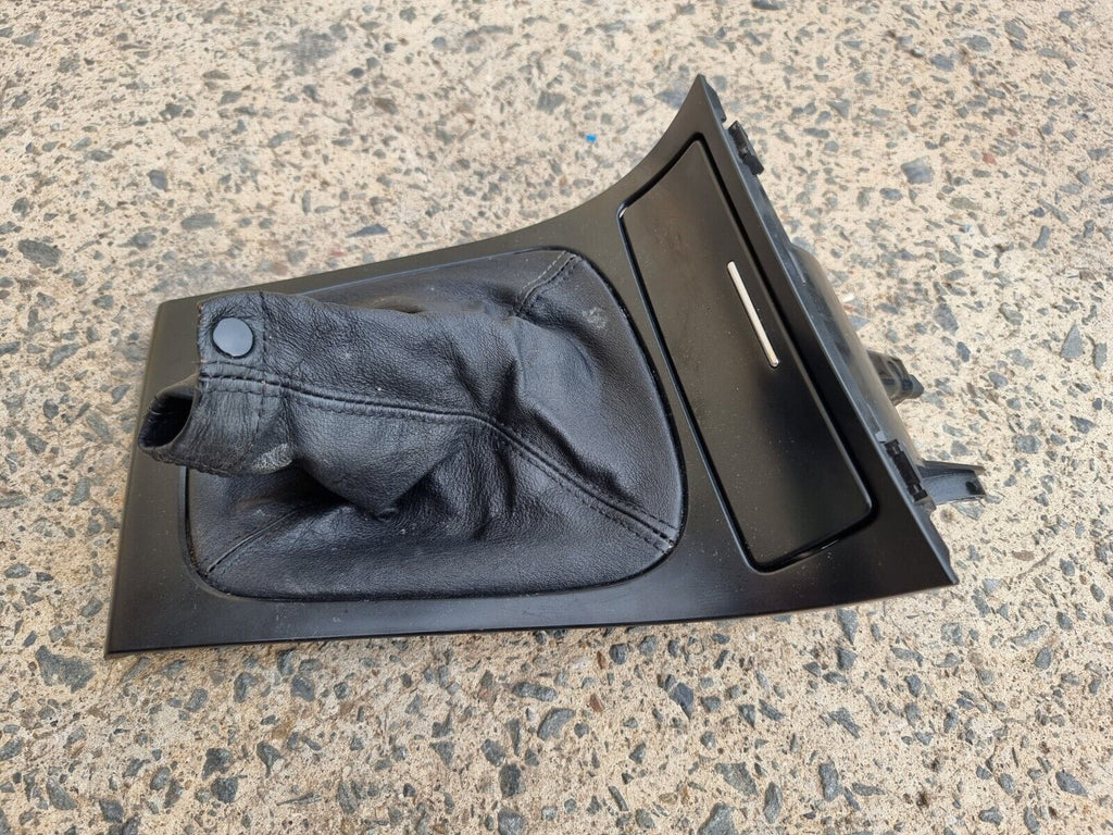 Rare Subaru Liberty Gen 4 03 - 06 6 Speed Manual Gear Shifter Boot Sur ...