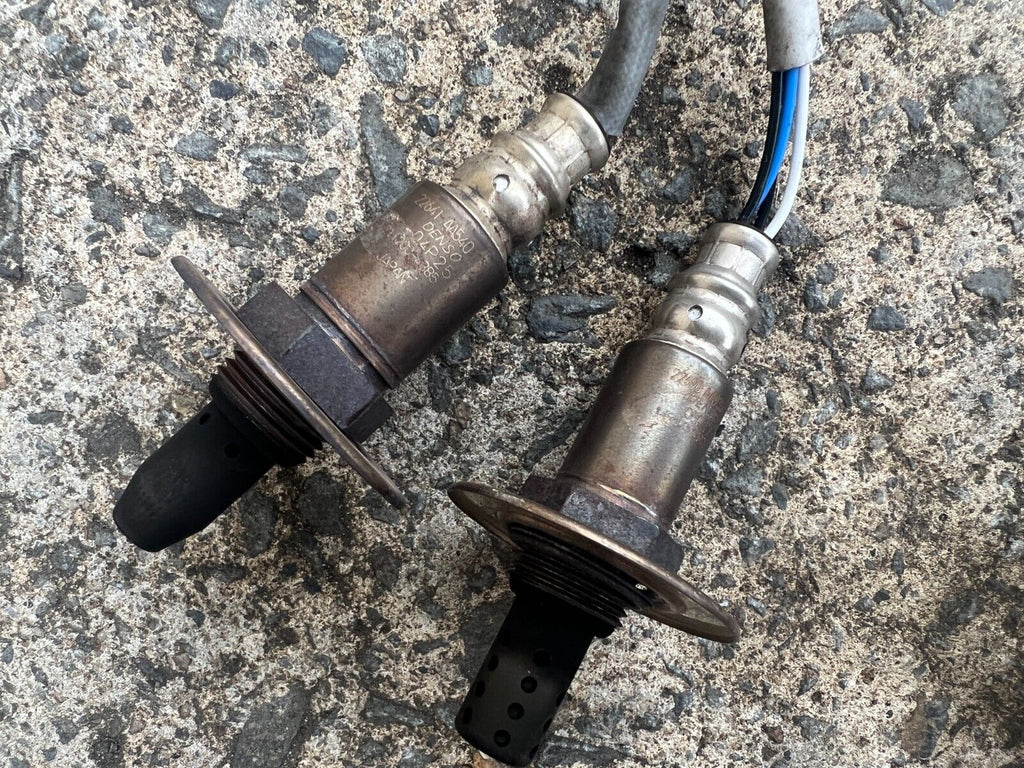 Subaru Liberty Outback 09 - 14 Exhaust Oxygen O2 Sensors Catalytic Con ...