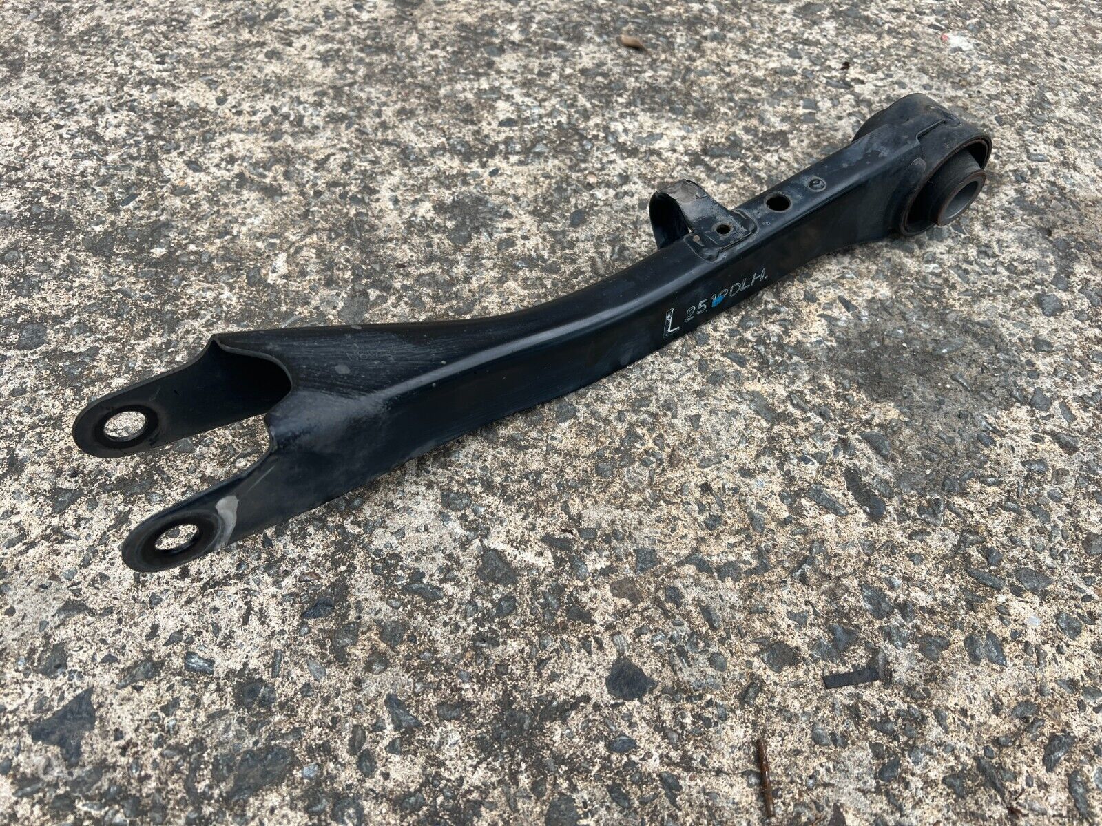 Subaru Liberty Outback 09 - 14 Rear Lower Control Trailing Arm Suspens ...