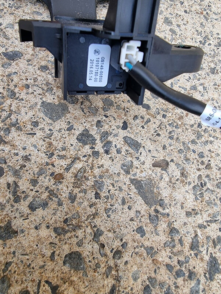 Genuine Subaru Forester 16 - 18 SJ Steering Wheel Shifter Paddle Contr ...