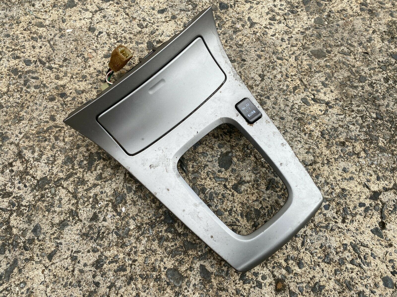 Subaru Forester SG SG5 SG9 03 - 07 Auto Gear Shifter Sourround Console ...